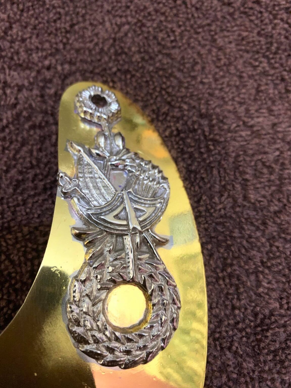 BRITISH Military Brass GORGET 1775 - 1776 REVOLUTIONARY WAR